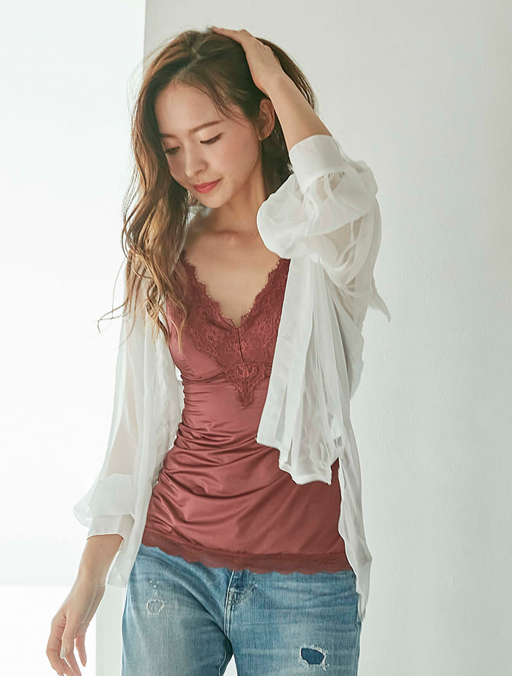 izumi BODY LABO カップ付きキャミソール 魅せるアウター izumi BODY LABO カップ付きキャミソール 魅せるアウター